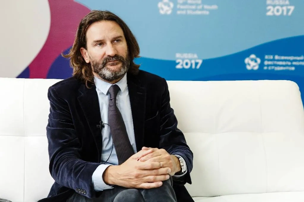 France Bleu Во Франции задержали писателя Фредерика Бегбедера