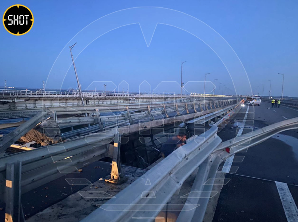 Shot ВСУ хотели разрушить и авто и ж д части Крымского моста но всё